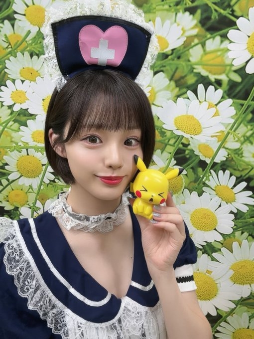 G罩杯《月雲夜》AV美少女重磅登場 - 彩虹色區