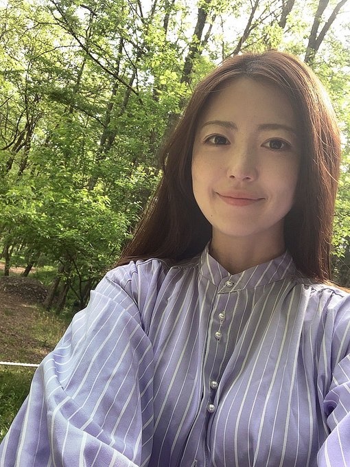 暗黑AV《木下凜凜子》美熟女人妻 - 彩虹色區